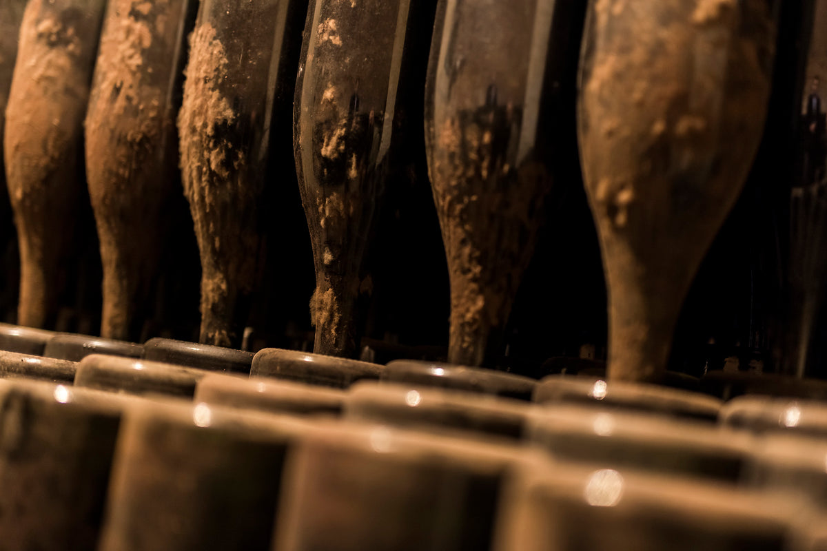 November Edition | Sur Pointe Vs. Sur Latte ageing – Emperor Champagne